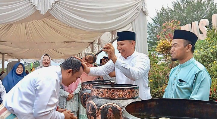Mengenal Tradisi Potang Belimau Masyarakat Kabupaten Rokan Hulu – Rokapress